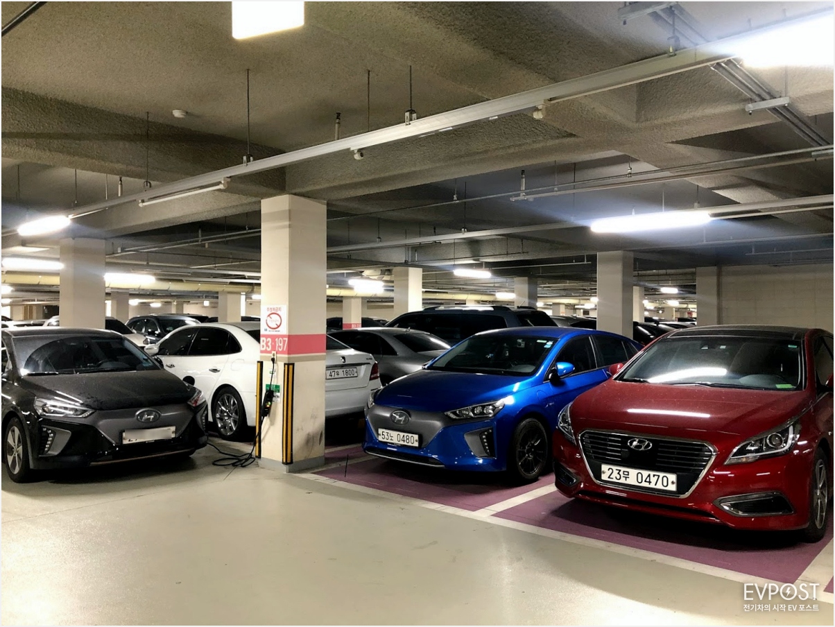 진짜 장기 시승기! 국내 1호 아이오닉 전기차, 만 4년이 되다 | EVPOST