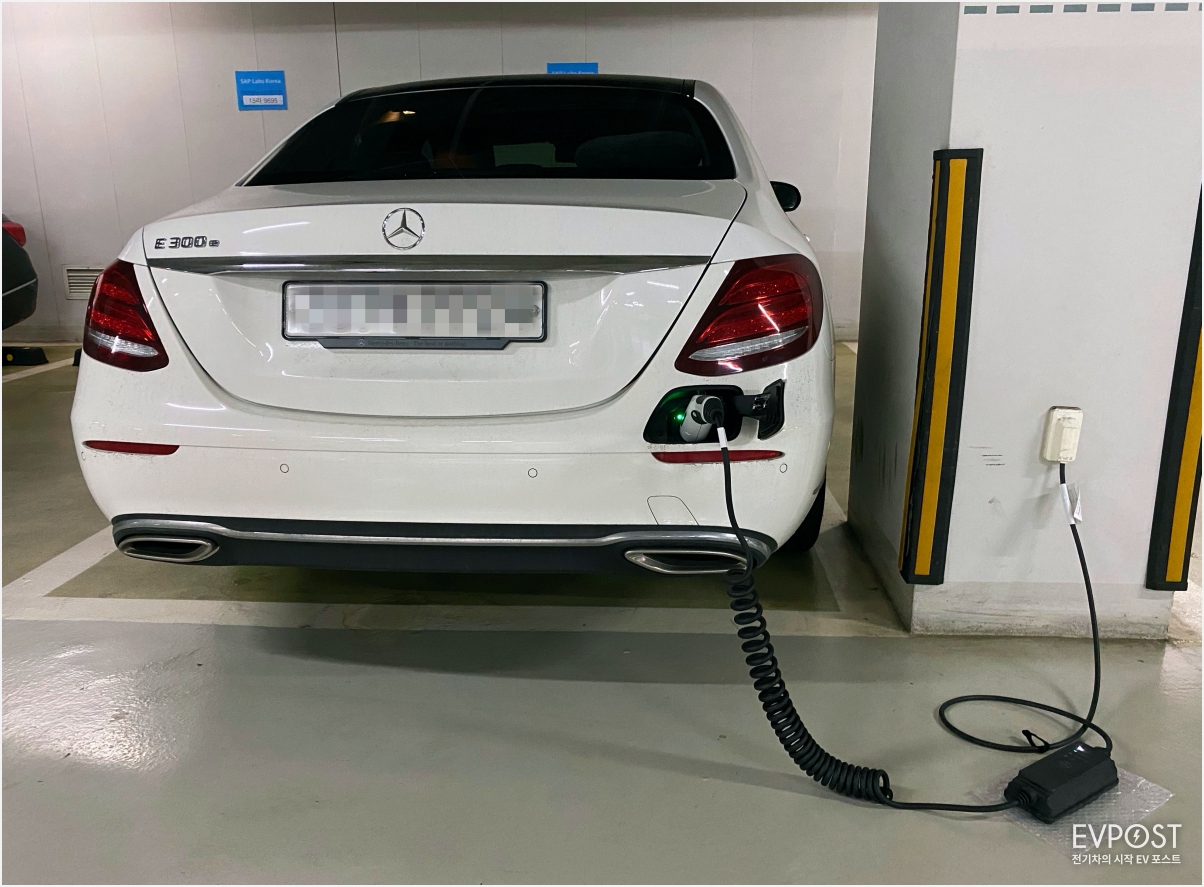 벤츠 E300e 1년간 평균 연비/전비 결산 리포트! 총 비용은? | EVPOST