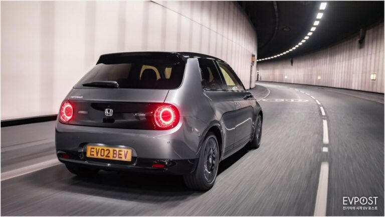 성능도 귀여운 도심형 소형 전기차 Honda e | EVPOST