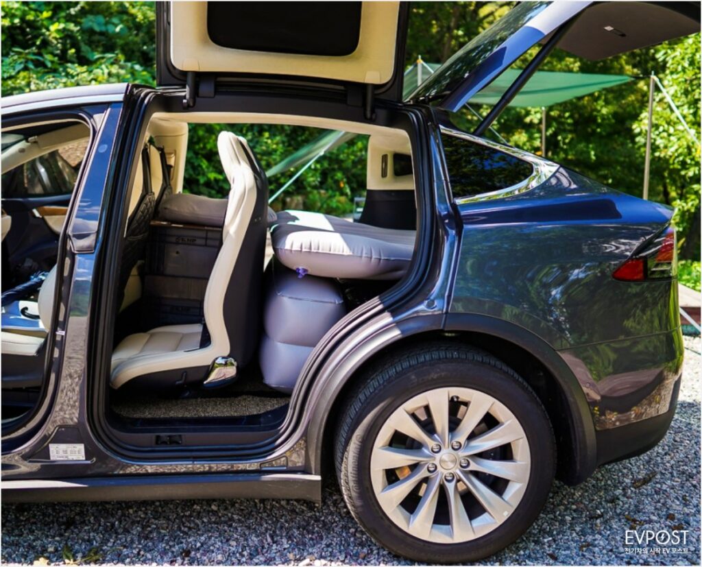 테슬라 모델X 6인승 캠핑 차박 세팅법 | EVPOST