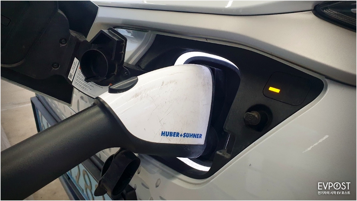 고유가에 꿀 빠는 코나 전기차 500km 주행 비용을 계산 | EVPOST