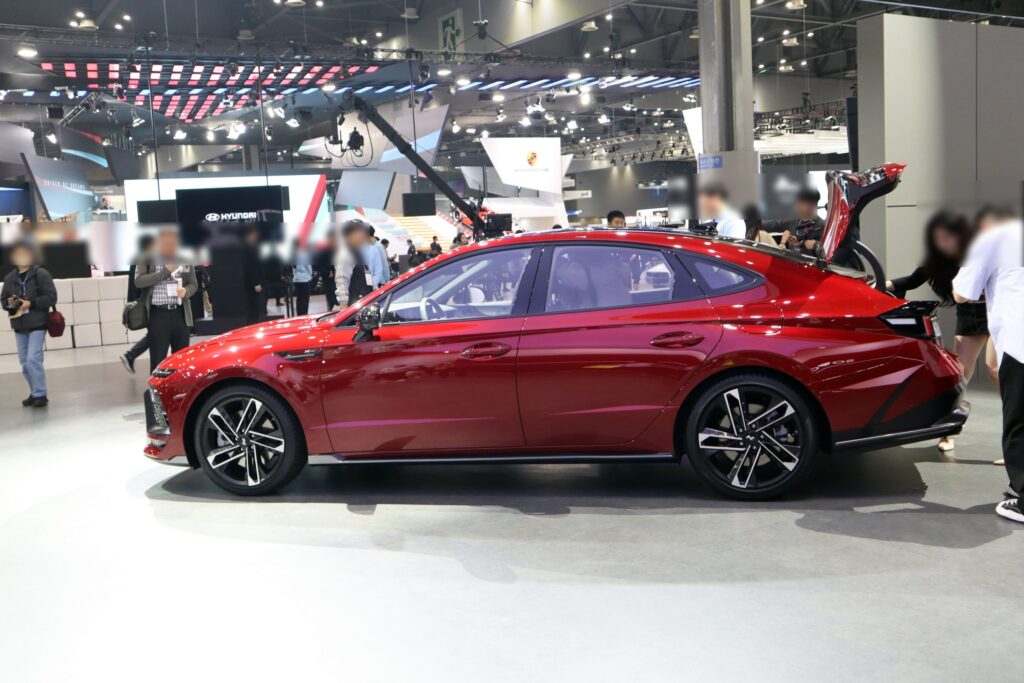 현대 쏘나타 디엣지 N라인까지 전시된 DN8 페이스리프트 실물 구경 | EVPOST