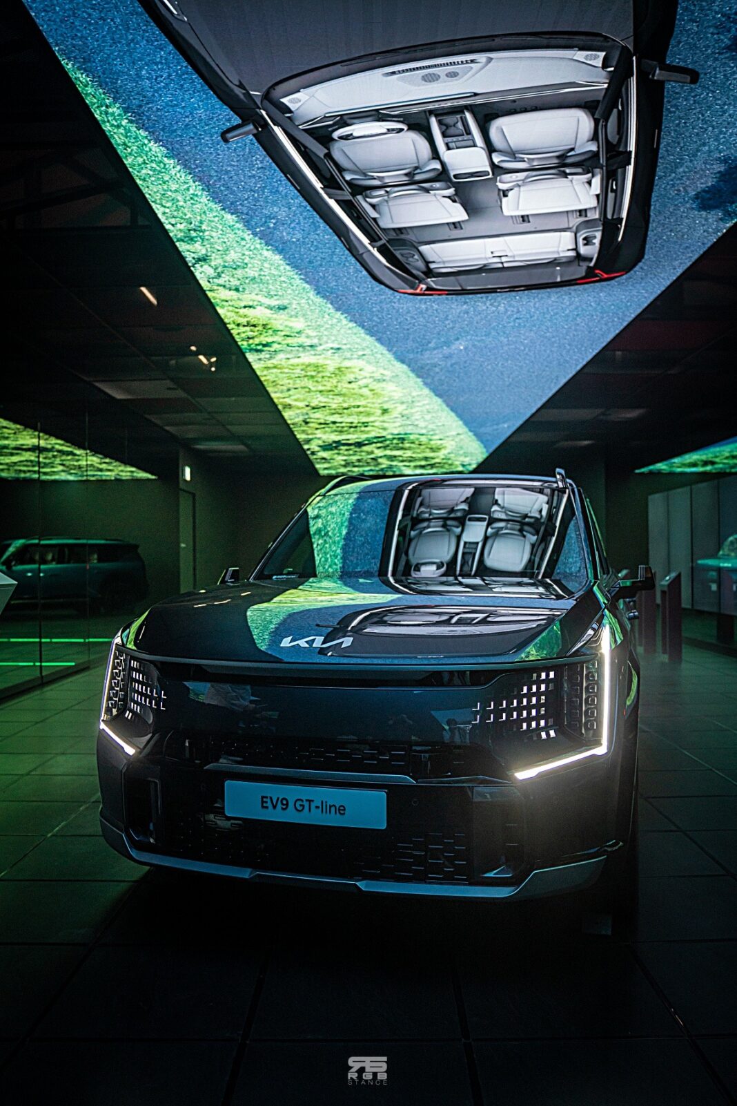 기아 EV9 을 직접 만나볼 수 있는 기아 EV 언플러그드 그라운드 | EVPOST