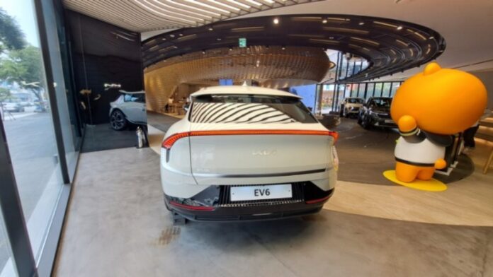 기아 EV6 롱레인지 어스 2WD | EVPOST