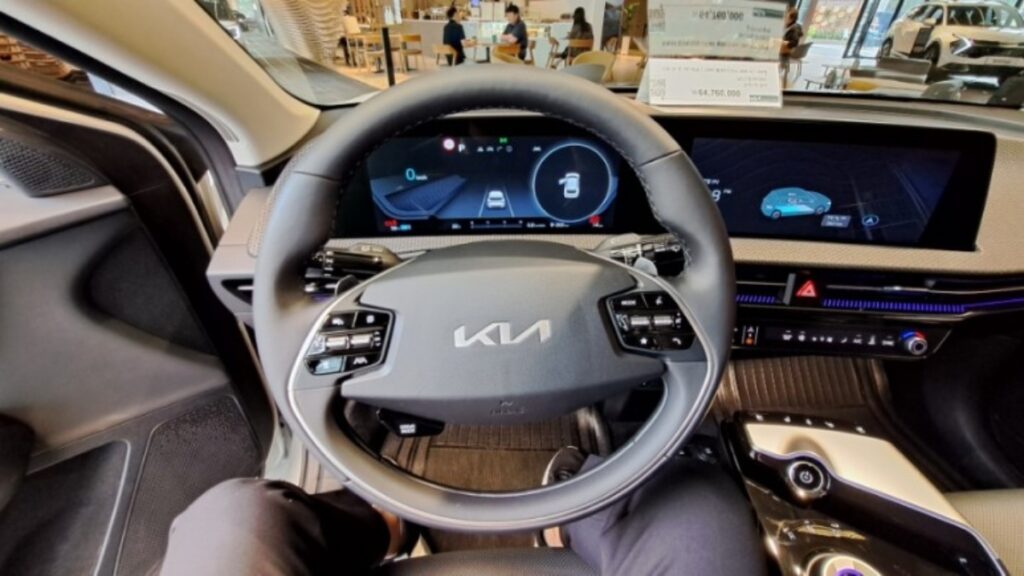 기아 EV6 롱레인지 어스 2WD | EVPOST